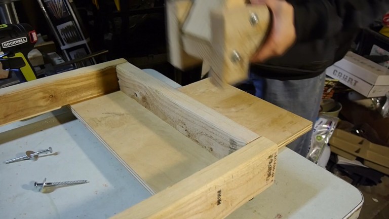 How to make a Mobile Tool Base With Free Plans - Tool Craze